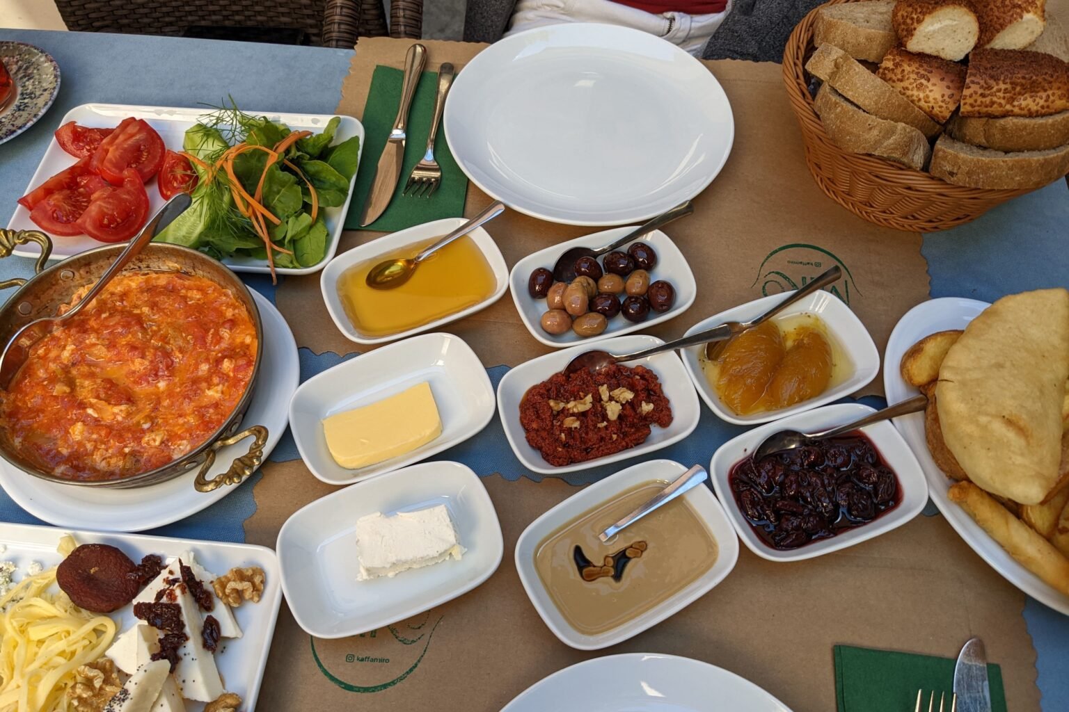 The Ultimate Guide to the Full Turkish Breakfast (plus the best places ...