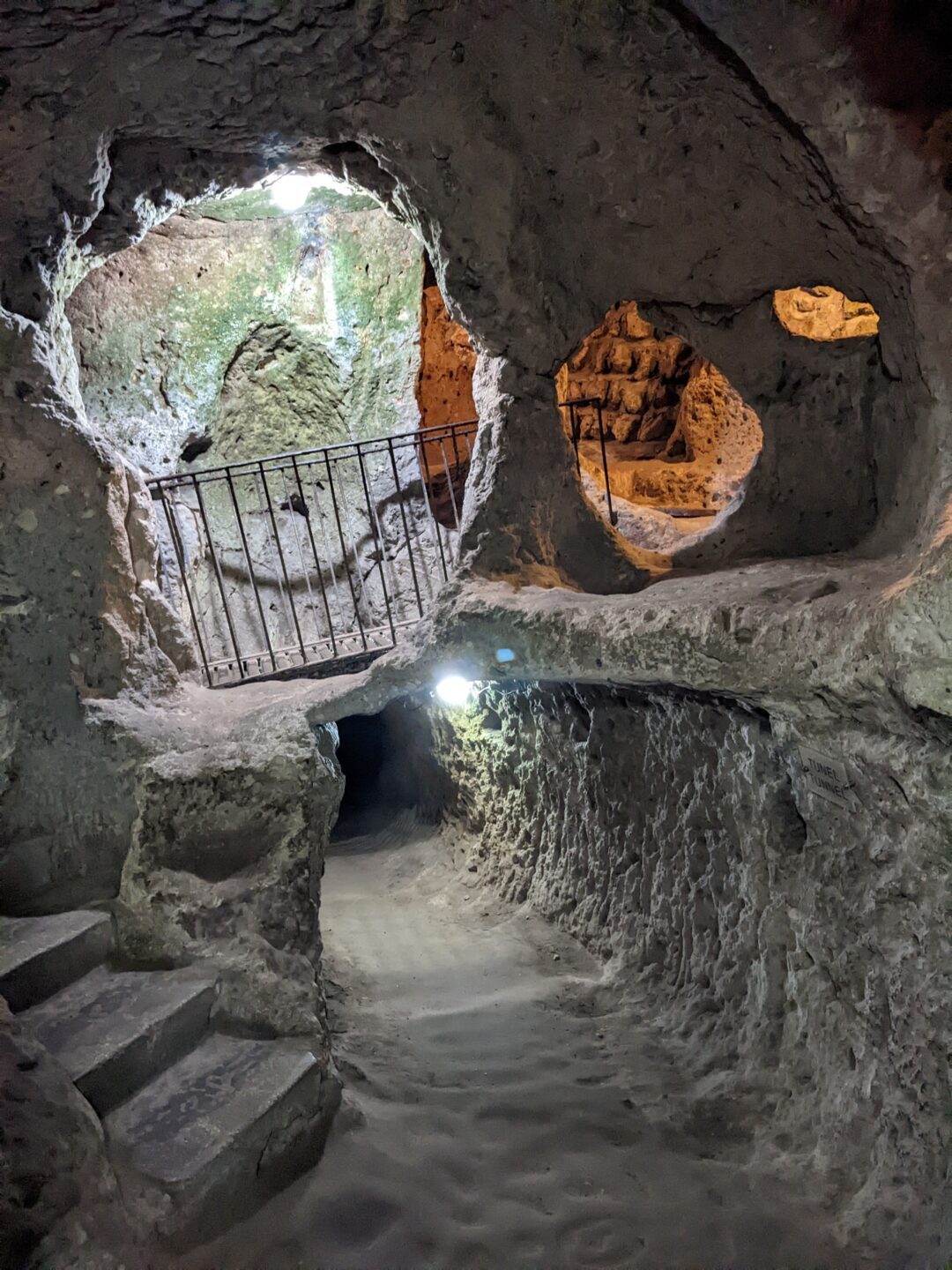 Complete Derinkuyu Travel Guide: a Lost Underground City